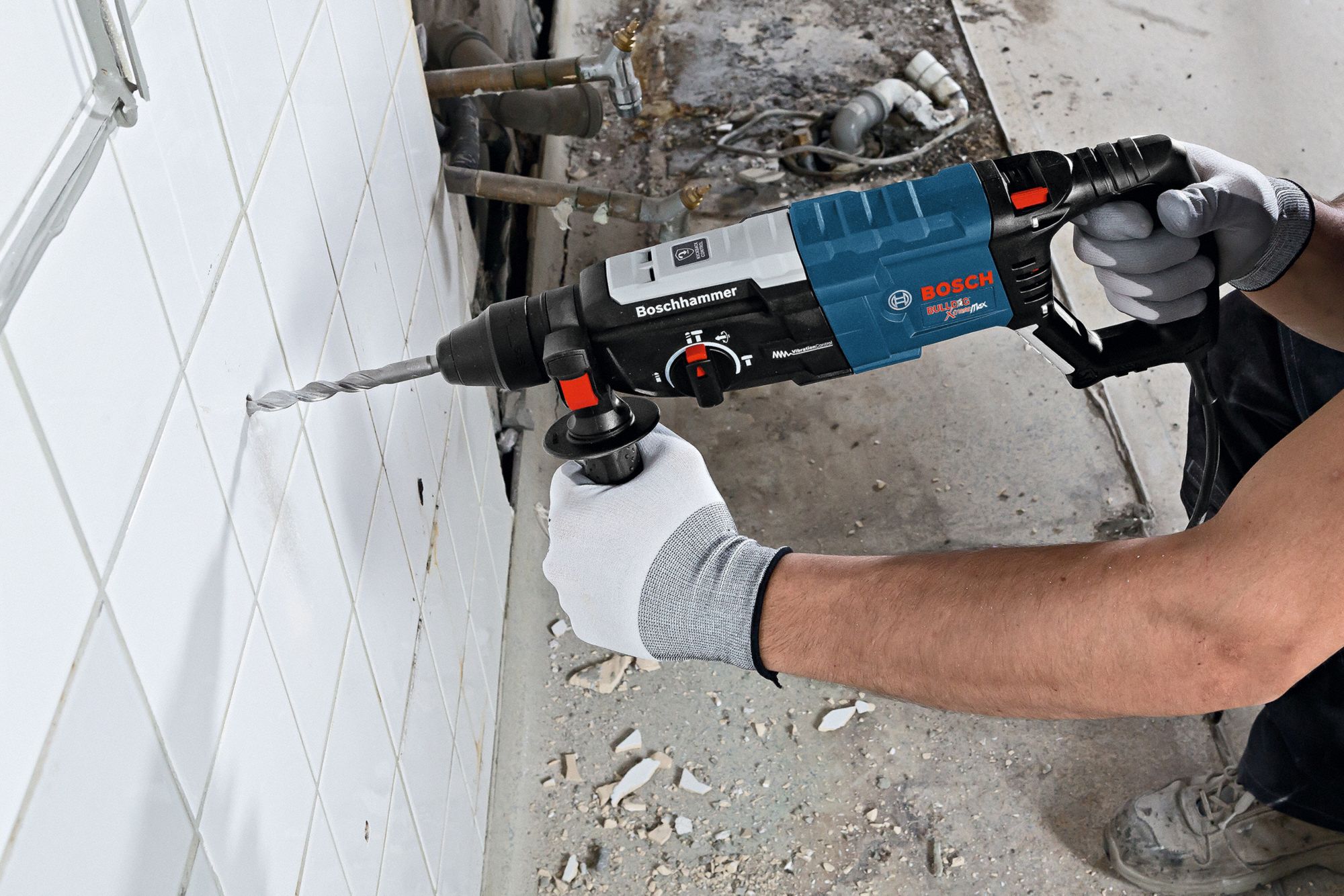 BOSCH Rotary Hammer Kit: SDS-Plus, D-Handle, 1 1/8 in Capacity, 2.4 ft ...