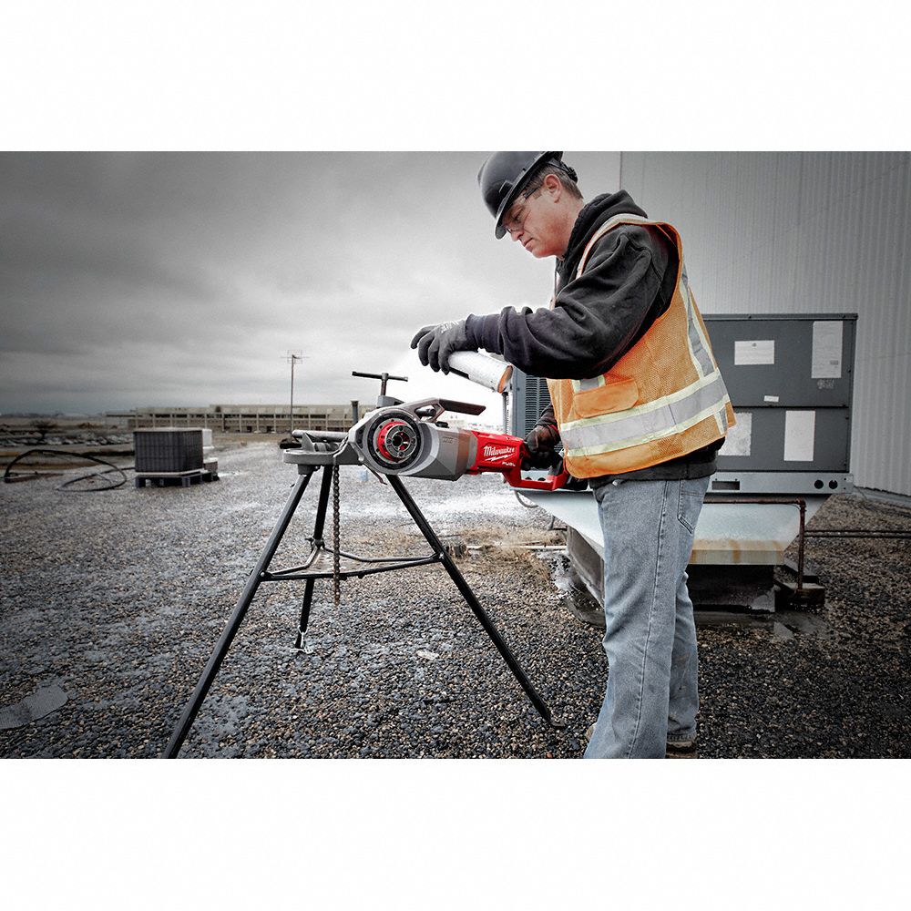 MILWAUKEE Pipe Threading Machine Kit: 1/8 in to 2 in Bolt Size, For 1/8 ...