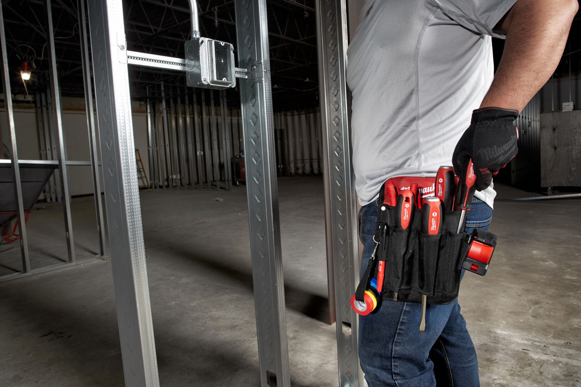 MILWAUKEE Tether Ready Magnetized Tip Screwdriver Set: 10 Pieces ...