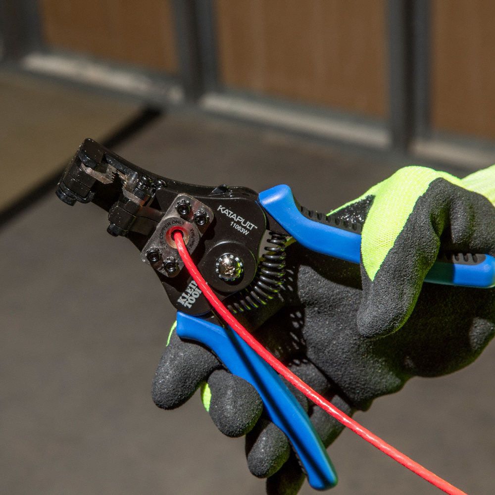 KLEIN TOOLS Katapult Wire Stripper/Cutter: 20 AWG to 8 AWG, 6 5/8 in ...