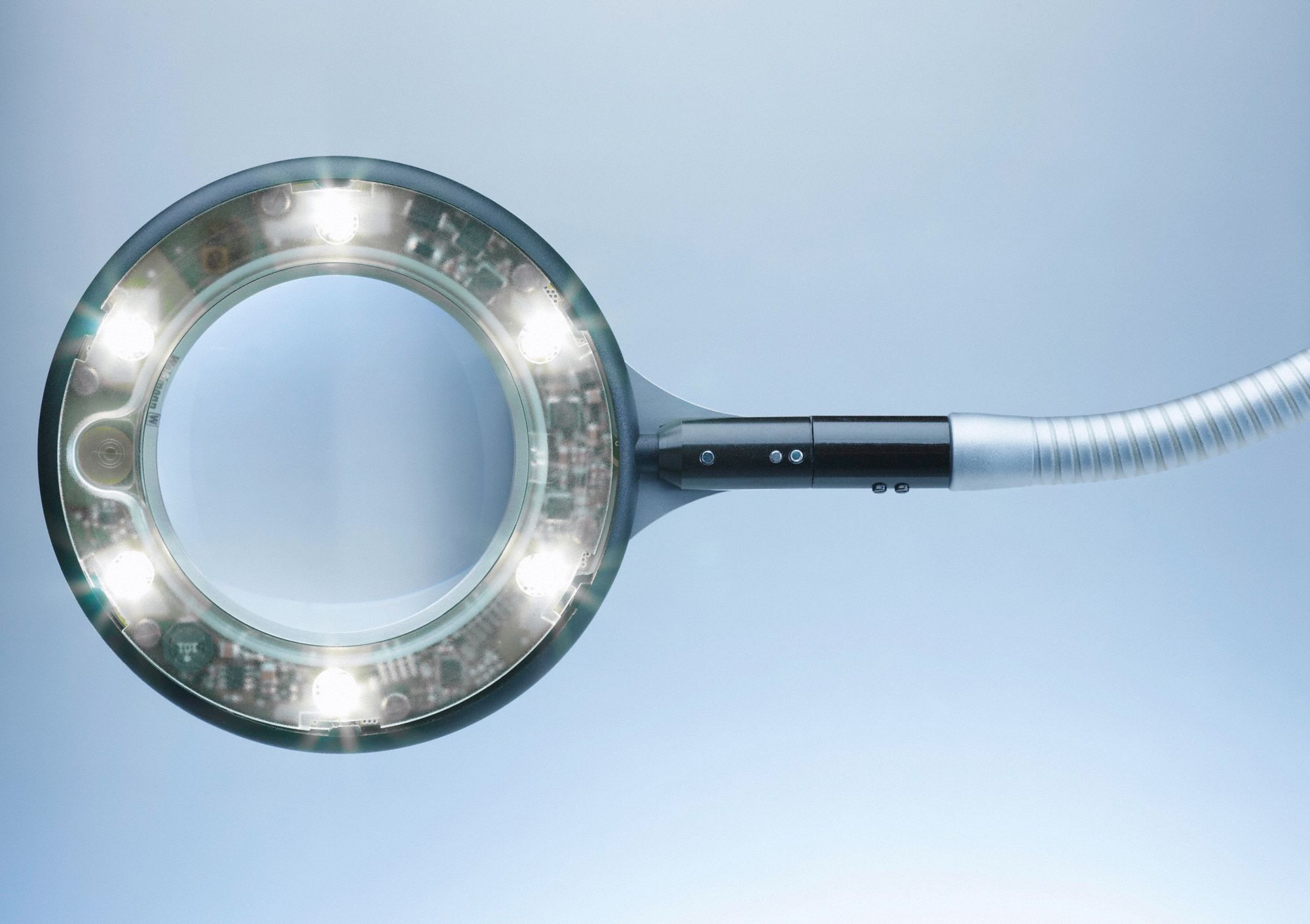 WALDMANN Round Magnifier Light, LED, 26 in Arm Length, 2.30x, Black ...