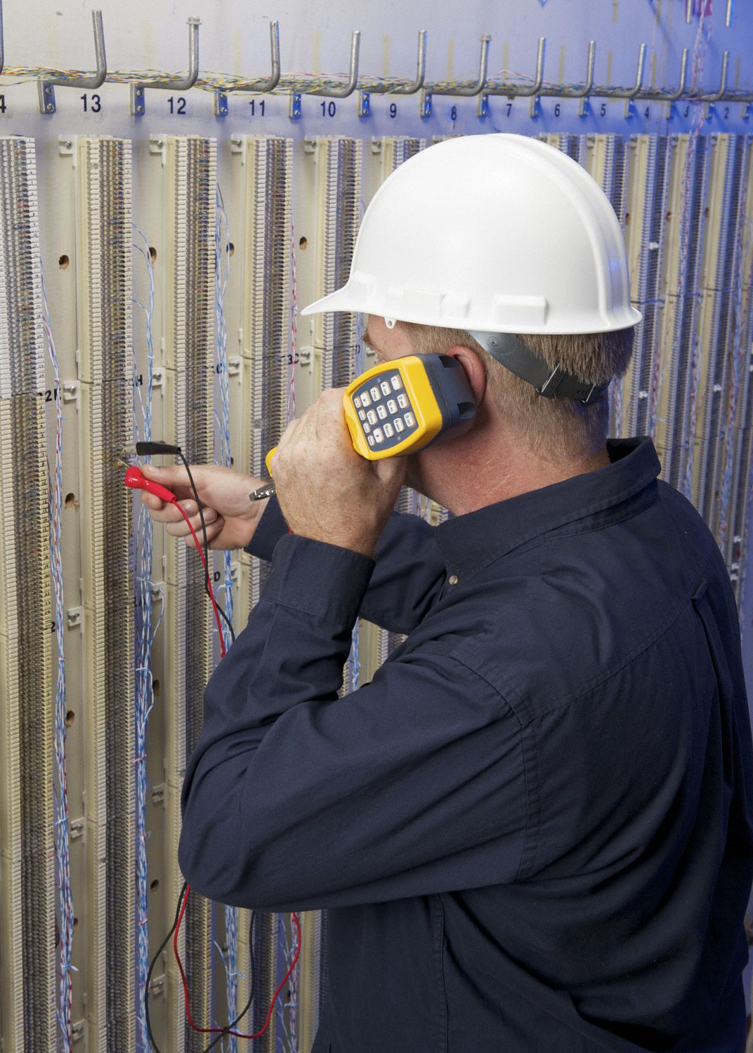 FLUKE NETWORKS Test Set: ABN, Polarity Indication/Last # Redial and ...