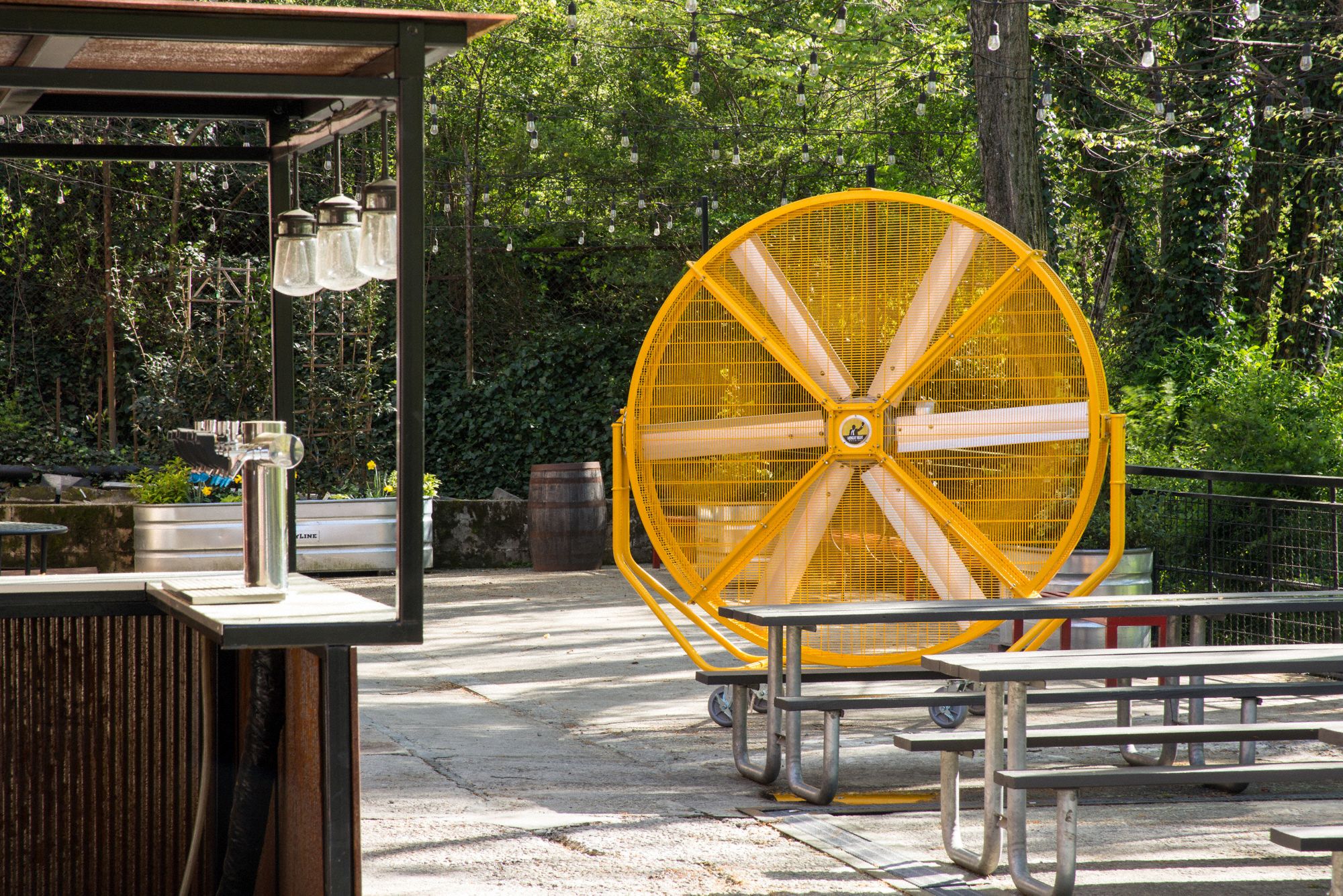 BIG ASS FANS High-Visibility Industrial Fan: 96 in Blade Dia, Variable ...