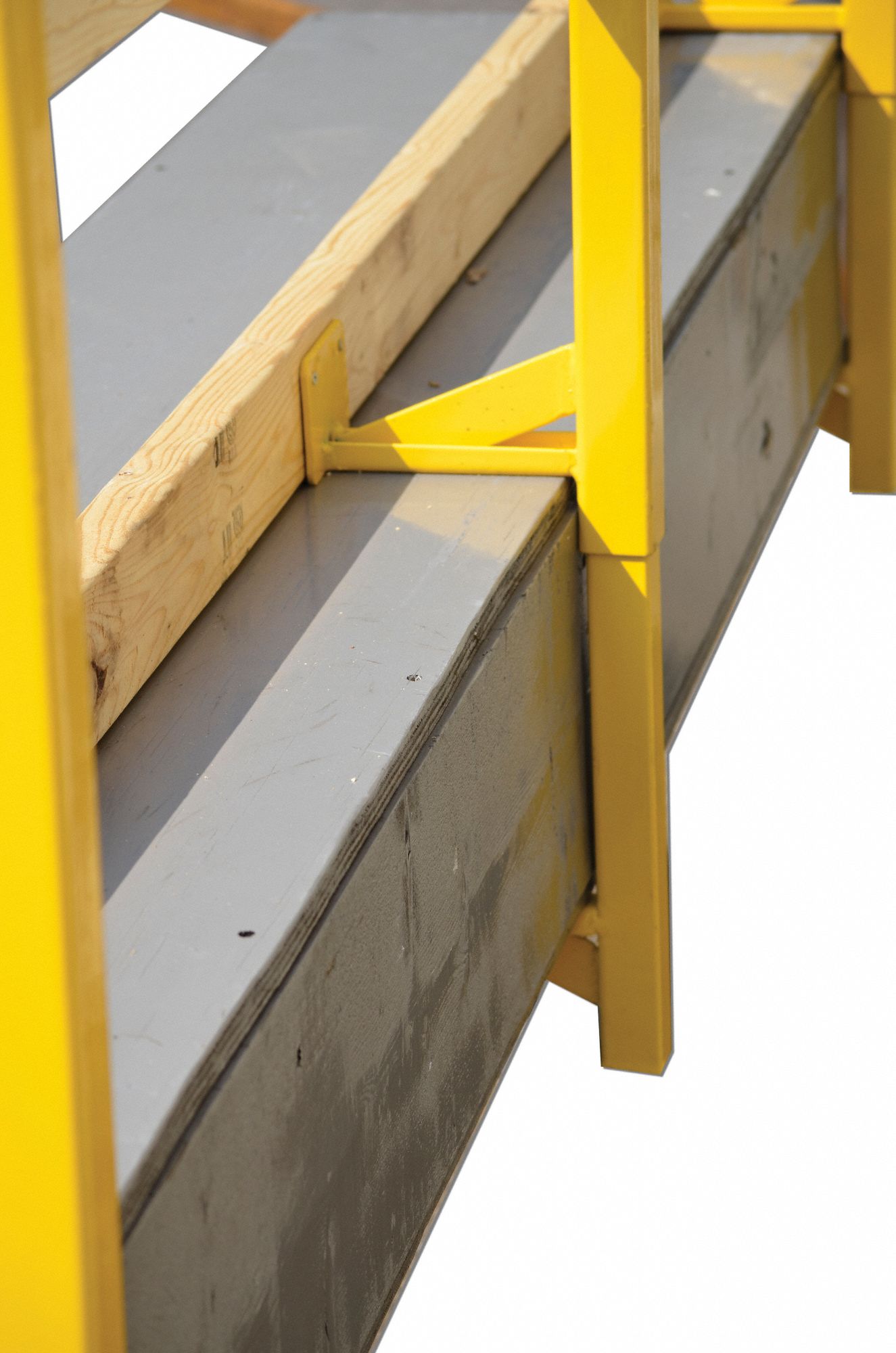 GARLOCK SAFETY SYSTEMS, 4 3/8 ft x 7 1/2 in, Temporary, Perimeter Clamp ...