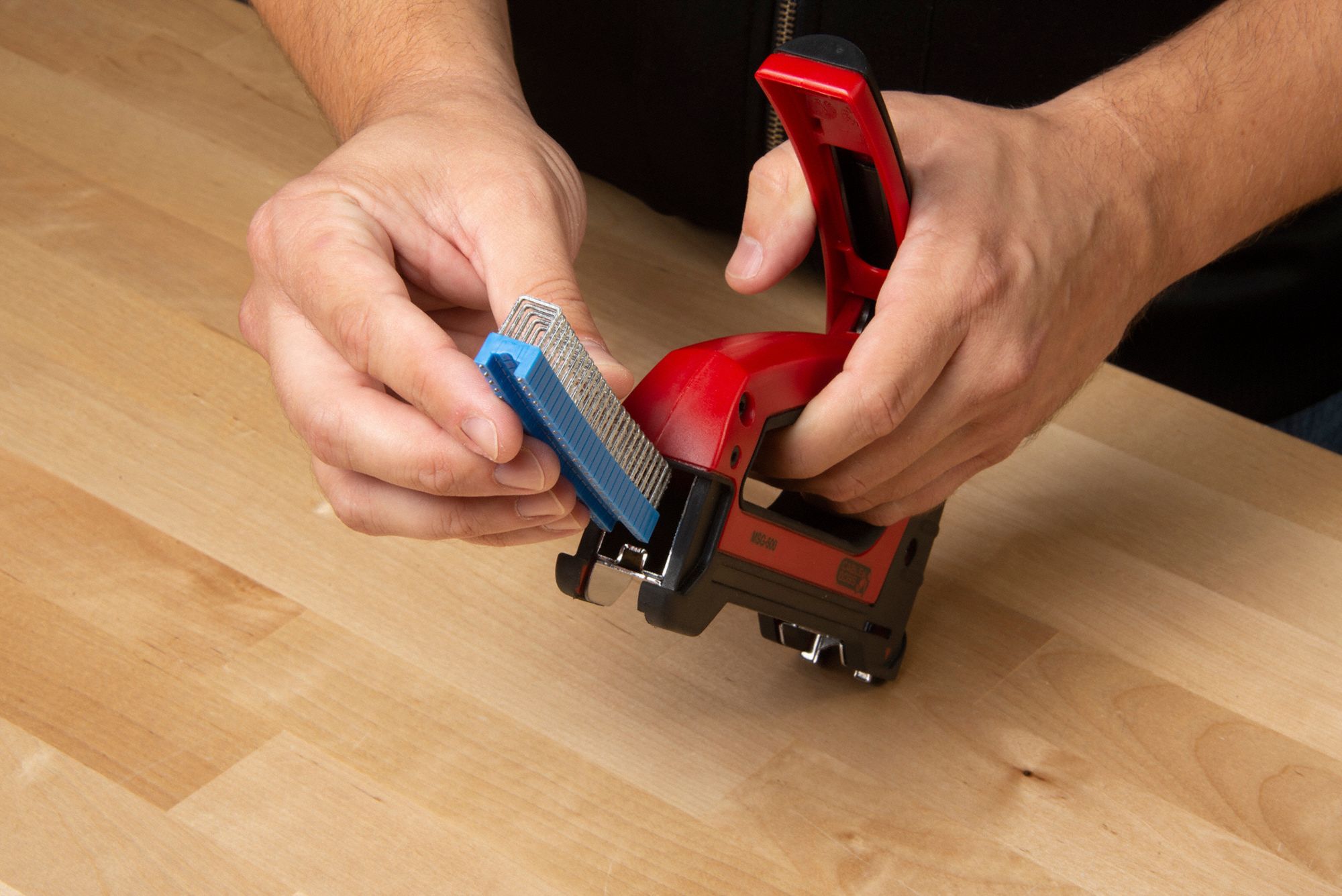 GARDNER BENDER Wire and Cable Staple Gun: 4 1/2 in Overall Lg, For 1/4 ...