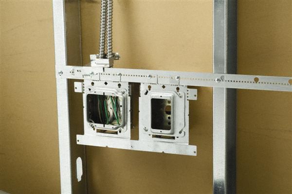 NVENT CADDY Mounting Strap: Steel, Silver, Electrical Boxes and Cable ...