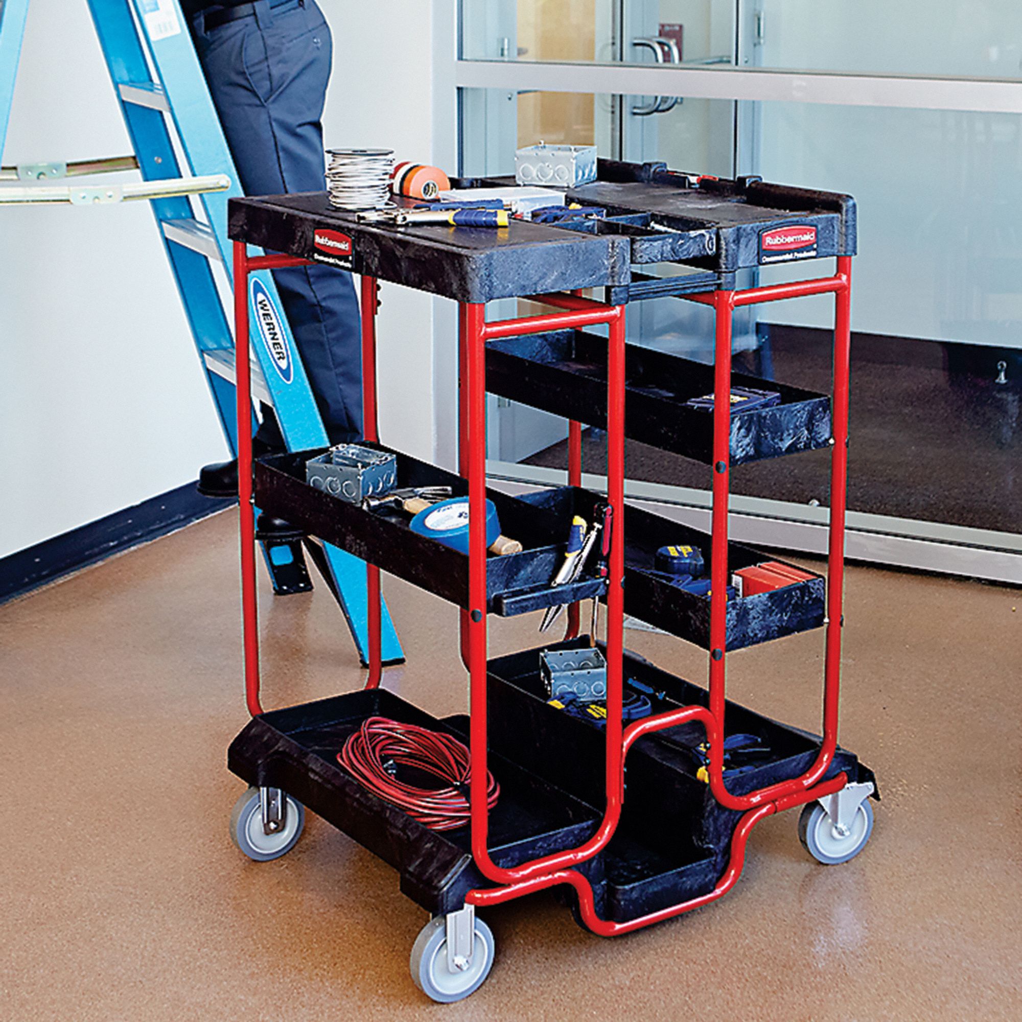 RUBBERMAID COMMERCIAL PRODUCTS Ladder Cart, (2) Swivel, (2) Rigid ...