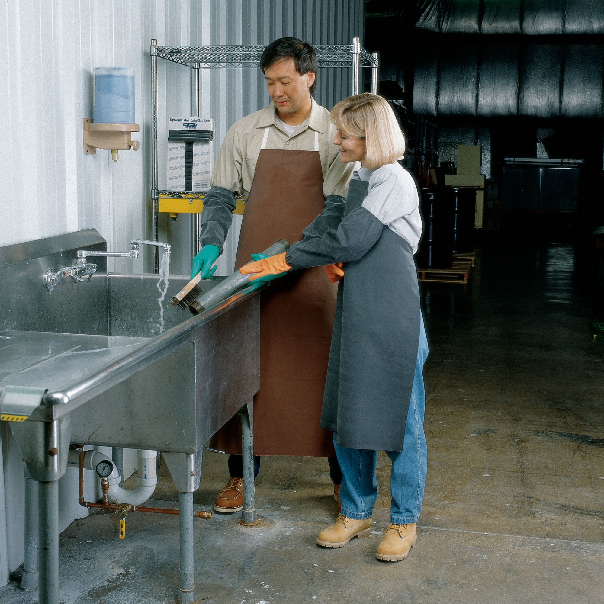 Gray, 1, Chemical Resistant Sleeves - 9MCP1|QS0001 RUBBERIZED - Grainger