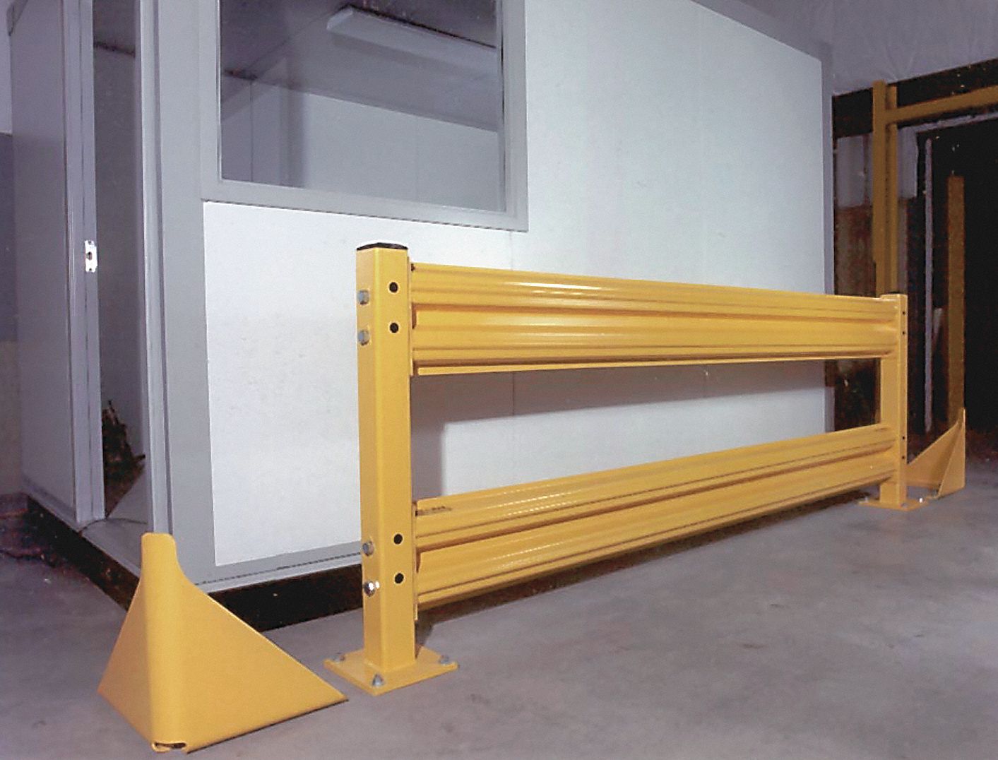 12 in Overall Ht, Yellow, Guard Rail - 9RZ17|R4 - Grainger