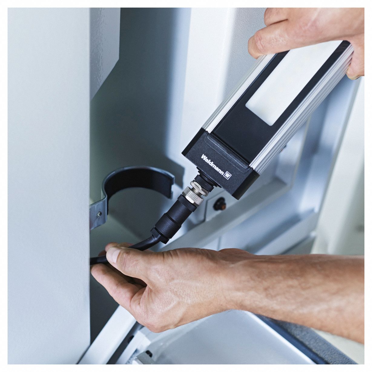 WALDMANN Linear Machine Tool Light: Linear Machine Tool Light, LED, 100 ...